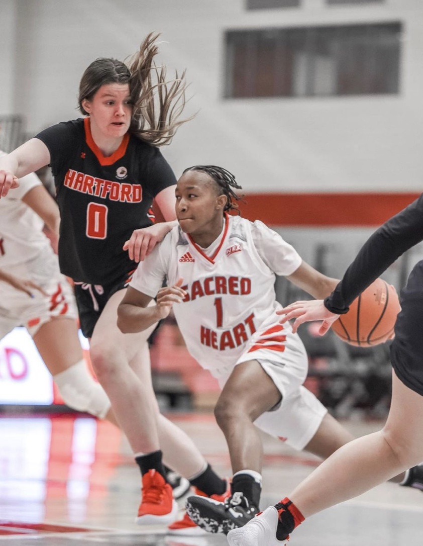 Ny’Ceara Pryor a Dominant Force for the Pioneers – The Spectrum Newspaper