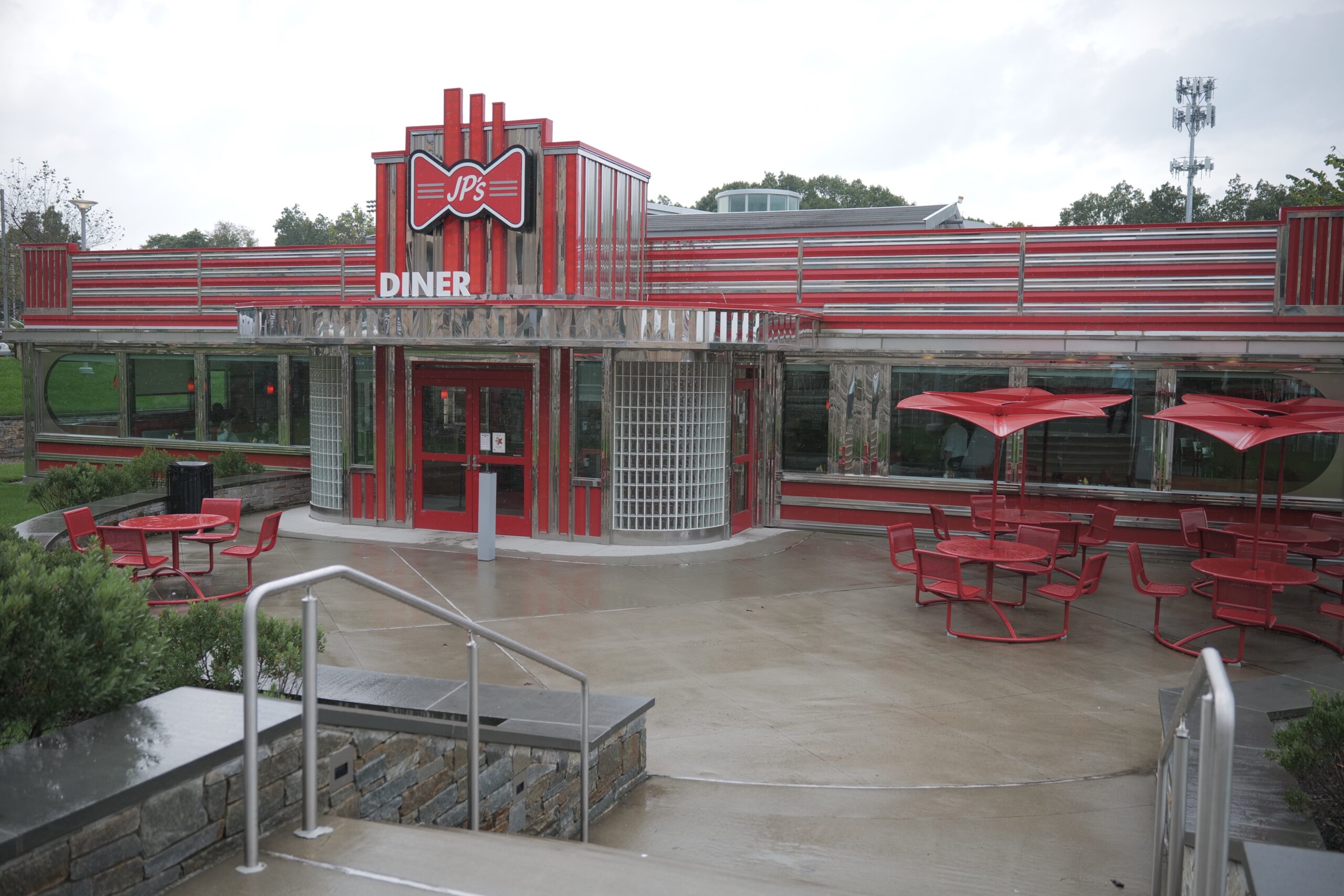 Diners, Drive-ins, and Dining Halls – The Spectrum Newspaper